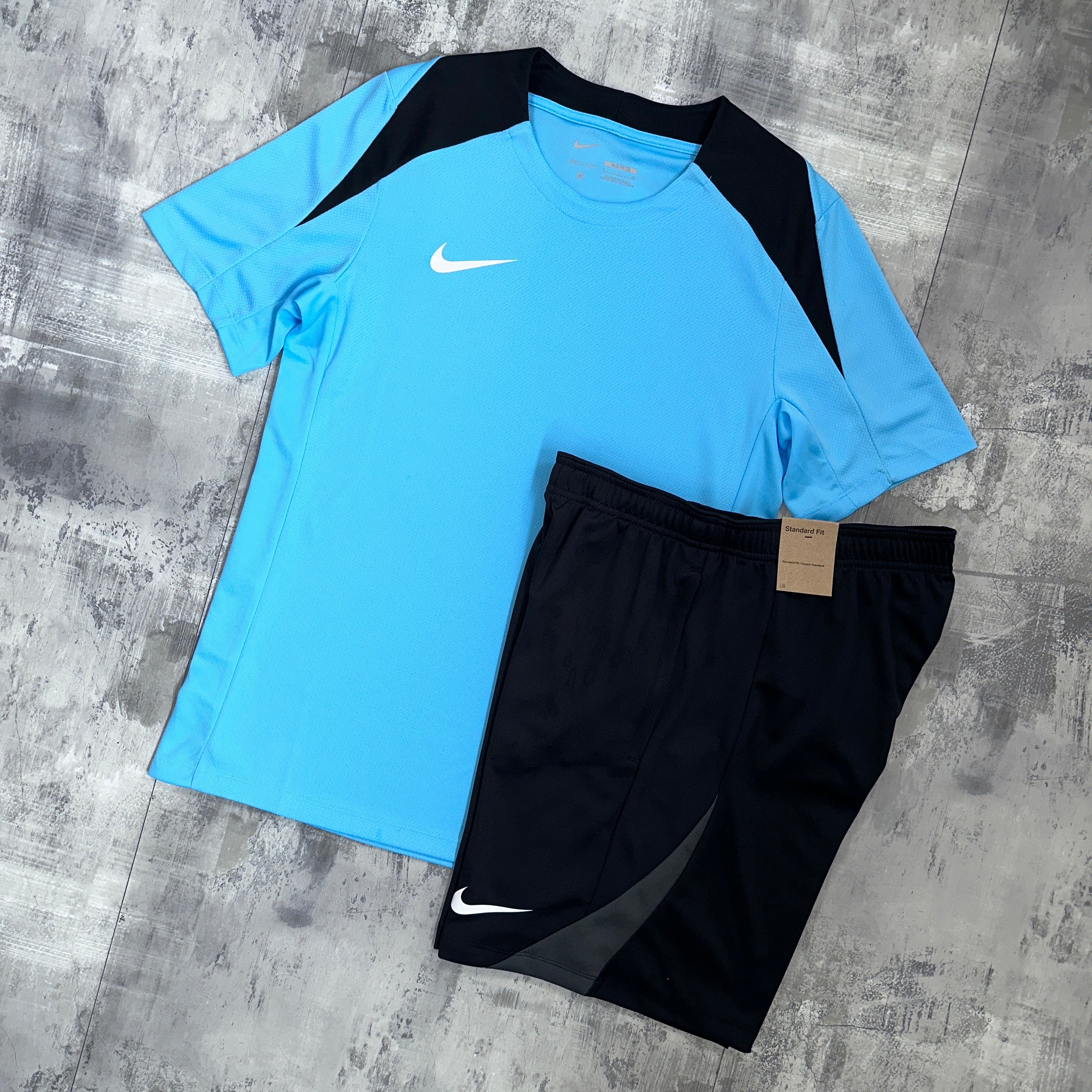 Nike Dri-Fit Set | Sky Blue | T-Shirt & shorts