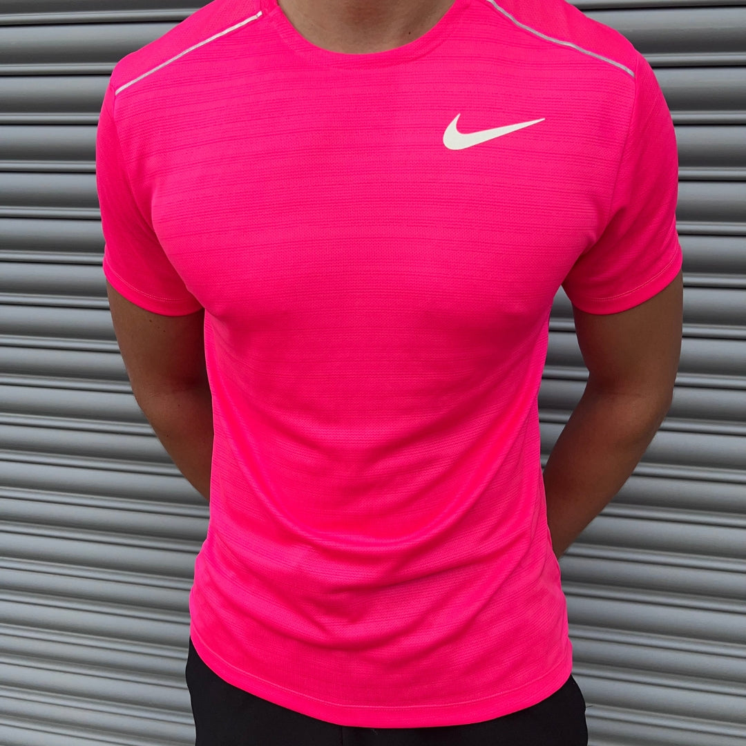 THE TECH CLUB - All things activewear.